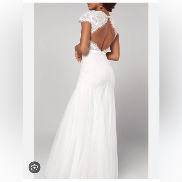 Fame and Partners | Dresses | Fame And Partners Denevue New White ...